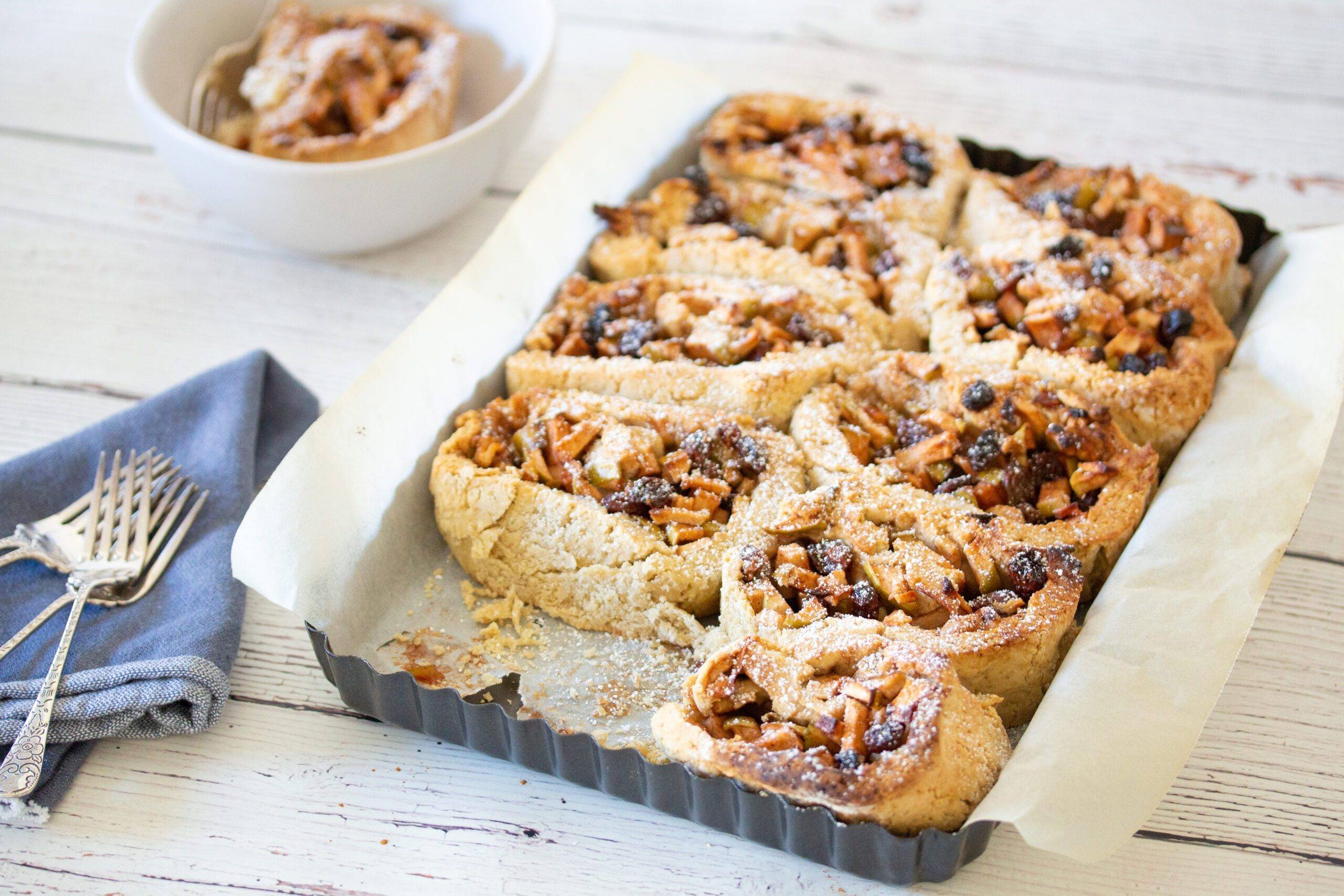 Apple & Cinnamon Scrolls – Food to Nourish
