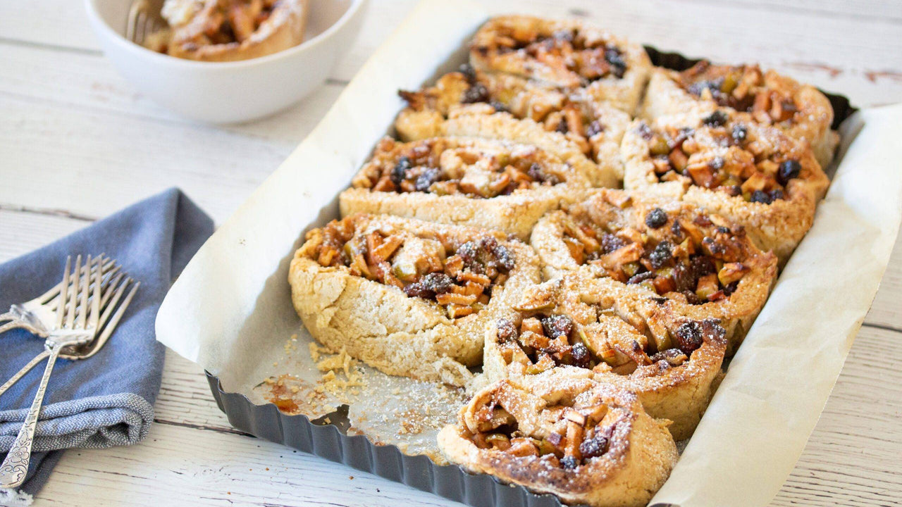 Apple & Cinnamon Scrolls – Food to Nourish